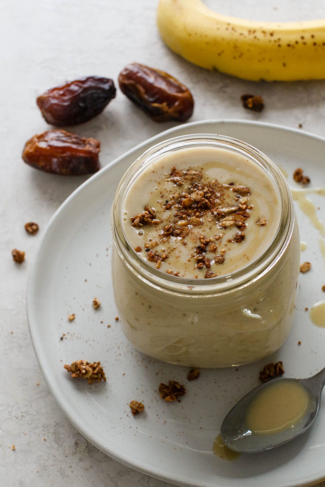 Tahini Date Shake (2-Ways!) - Flora & Vino