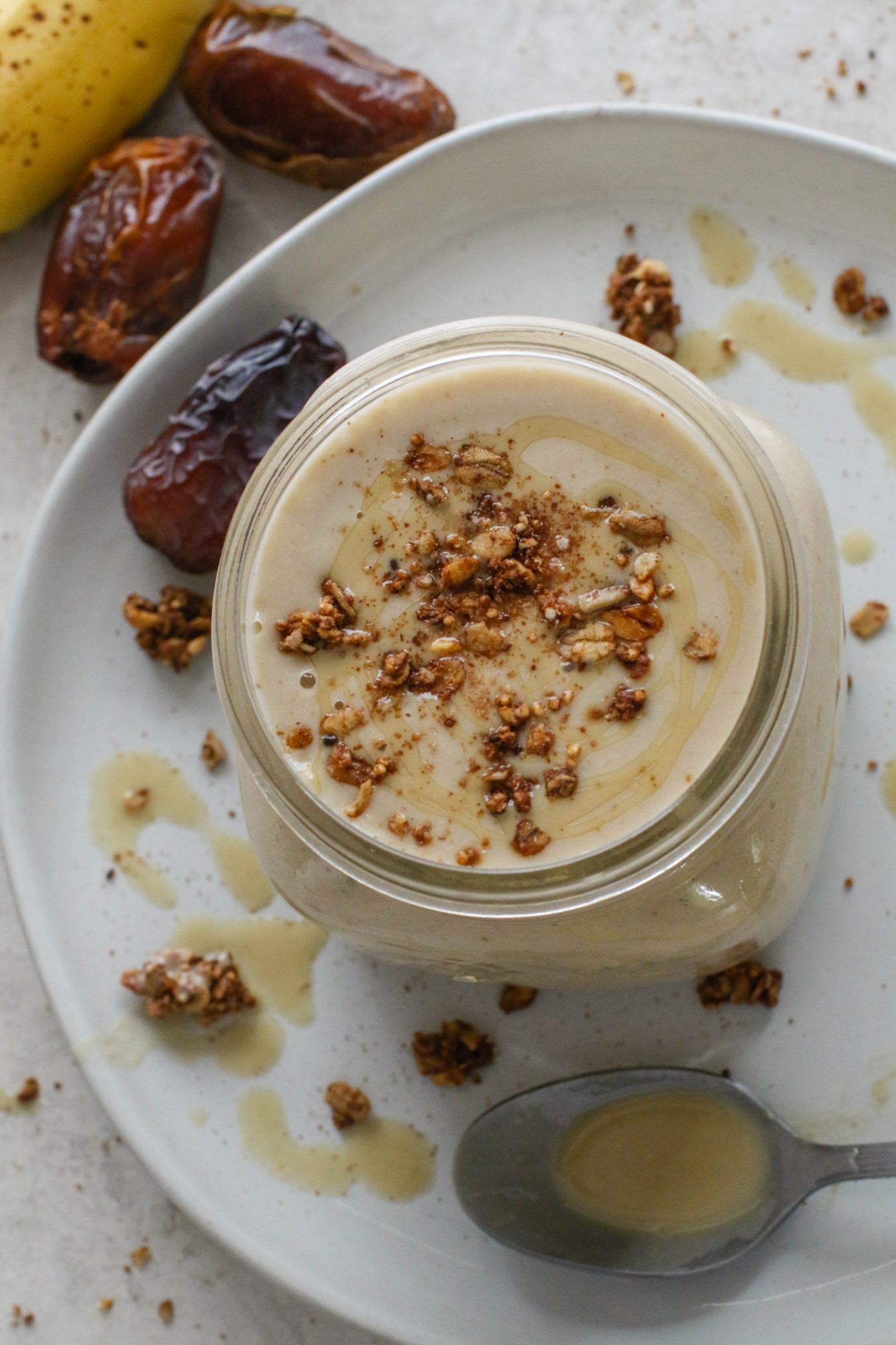 Tahini Date Shake (2-Ways!) Recipe - Flora & Vino
