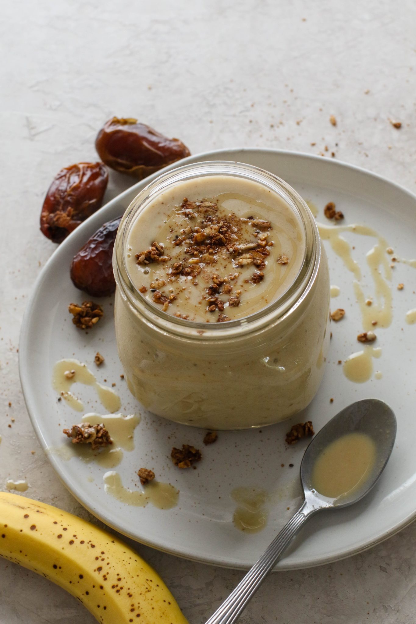 Tahini Date Shake (2-Ways!) Recipe - Flora & Vino