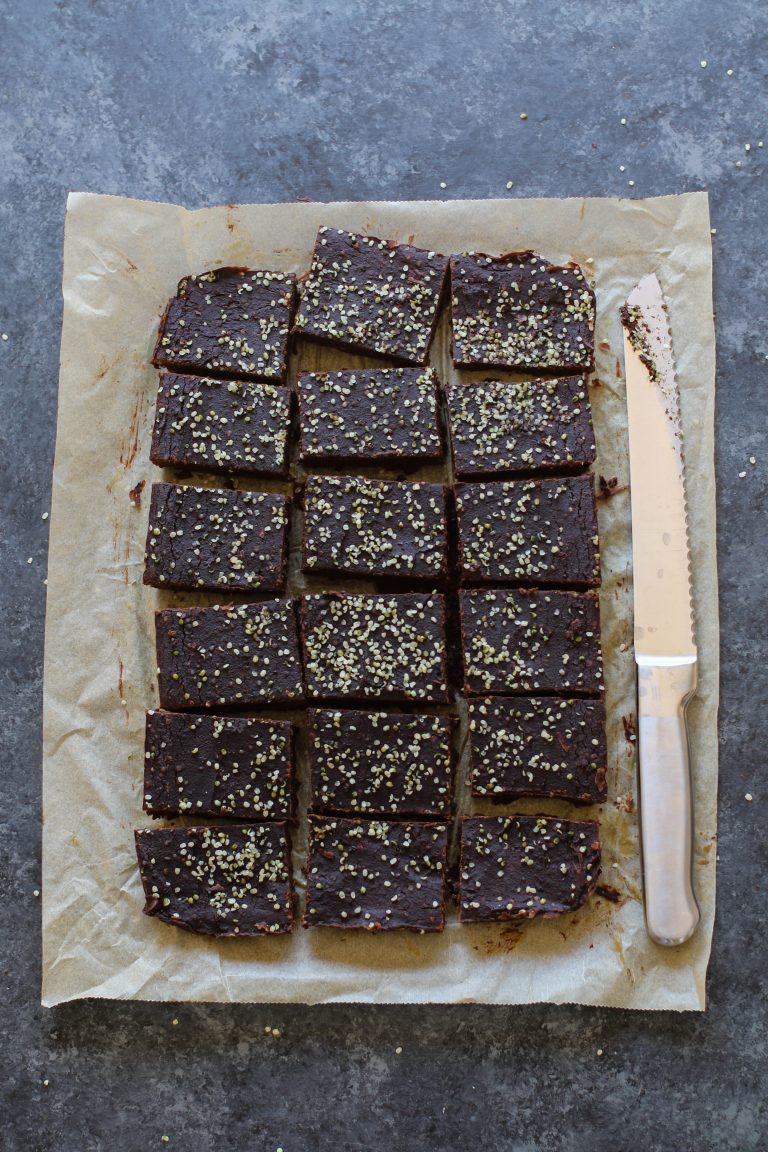 No-Sugar-Added Black Bean Brownies - Flora & Vino