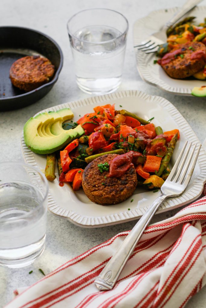 10-Minute Veggie "Scramble" - Flora & Vino