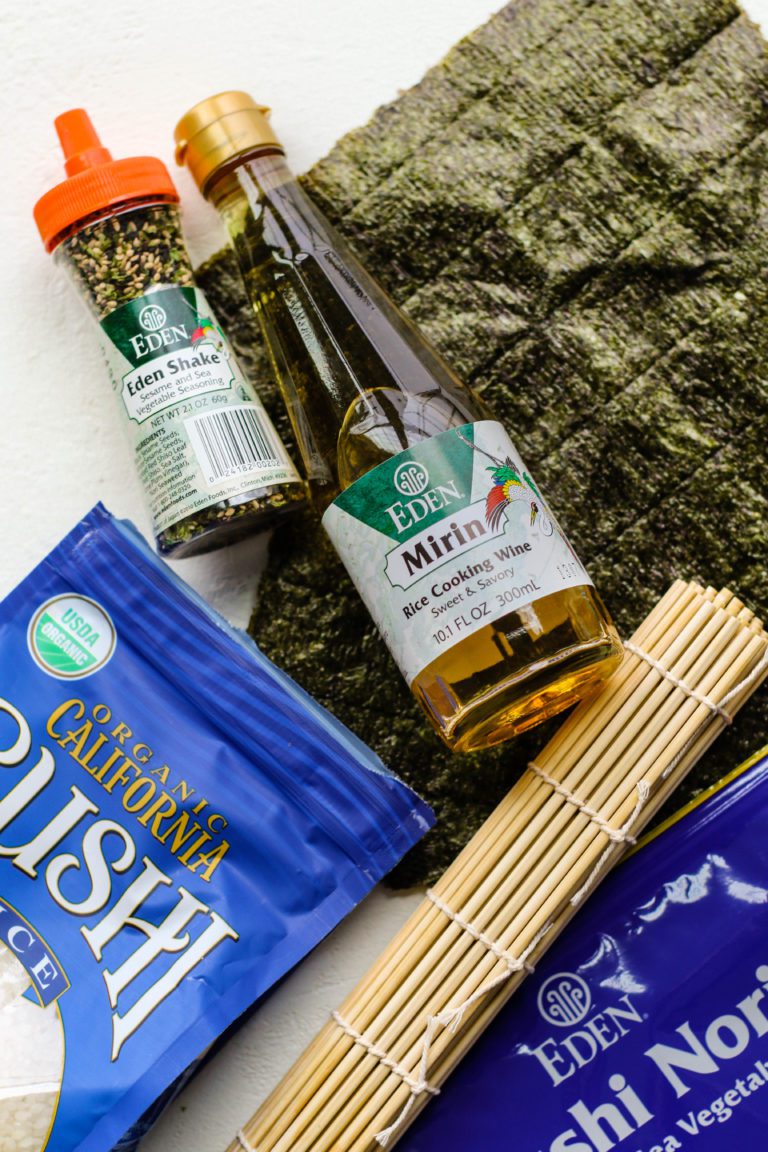 Avocado & Roasted Red Pepper Sushi Recipe - Flora & Vino