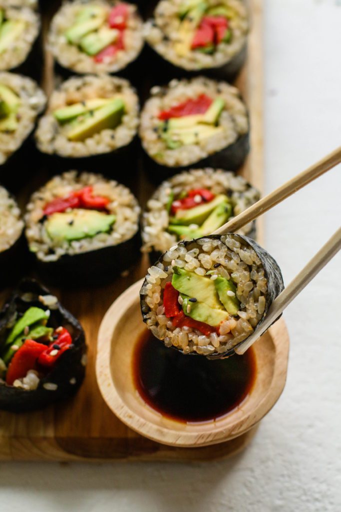 Avocado & Roasted Red Pepper Sushi Recipe - Flora & Vino