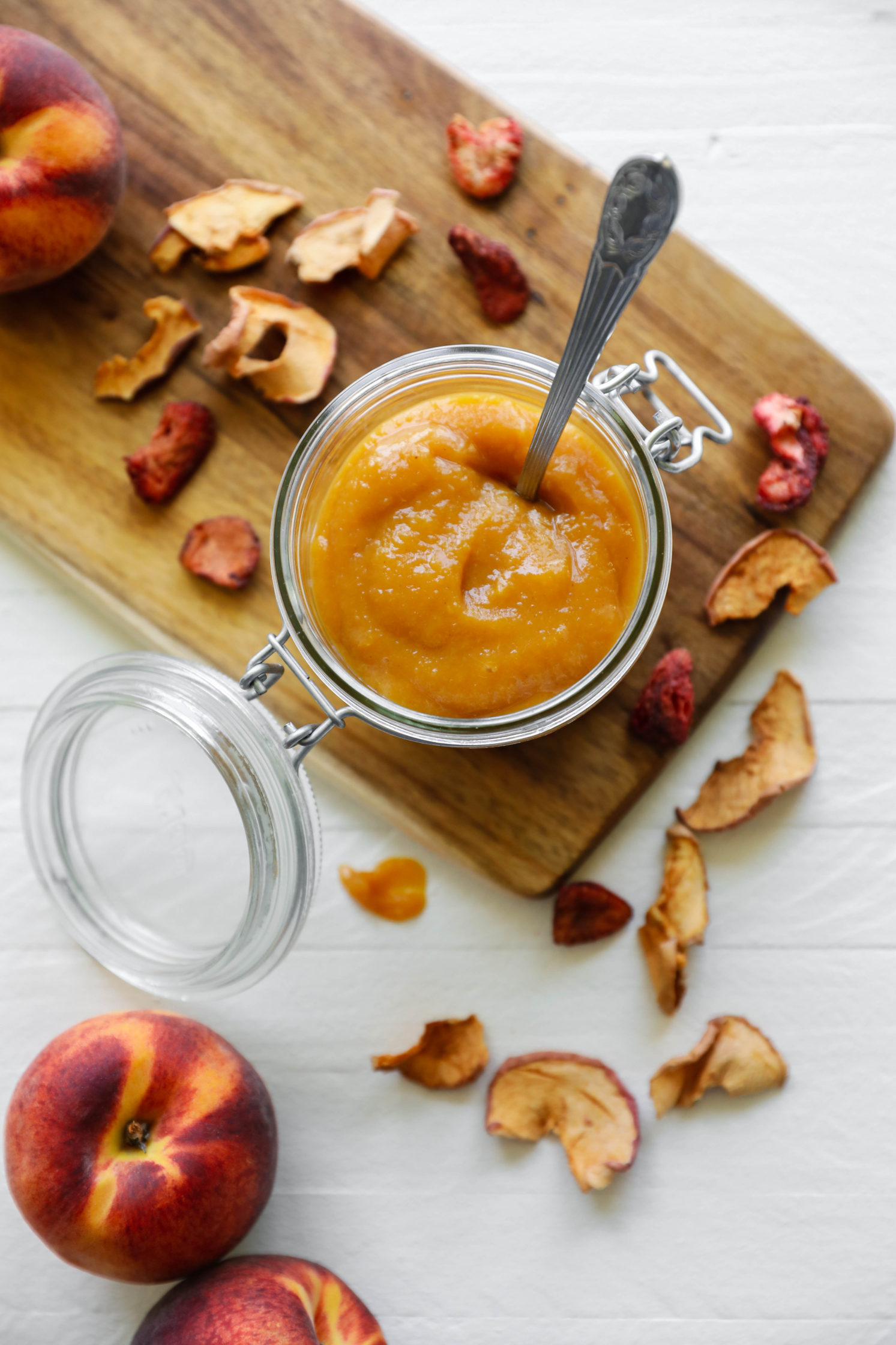 4-Ingredient Peach Butter - Flora & Vino