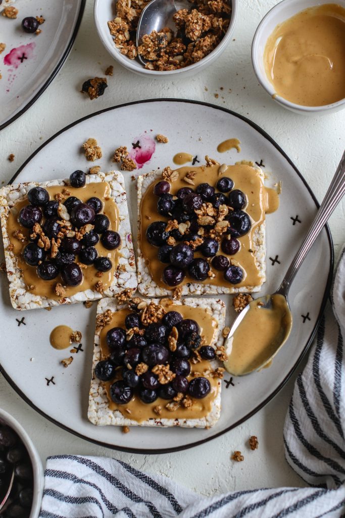 Peanut Butter Blueberry Rice Cake Toasts - Flora & Vino
