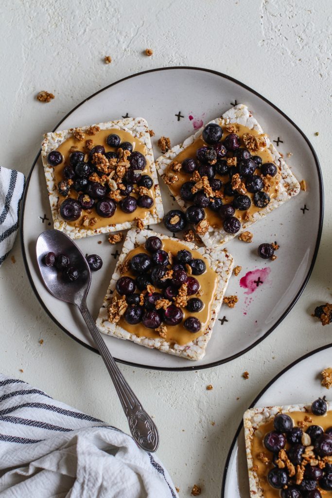 Peanut Butter Blueberry Rice Cake Toasts - Flora & Vino