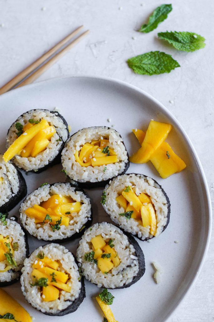 Mango Sticky Rice Dessert Sushi - Flora & Vino