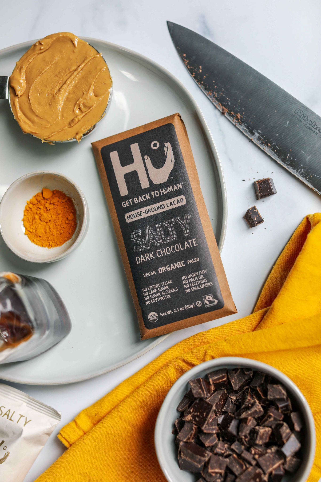 Turmeric Dark Chocolate Chunk Cookies - Flora & Vino