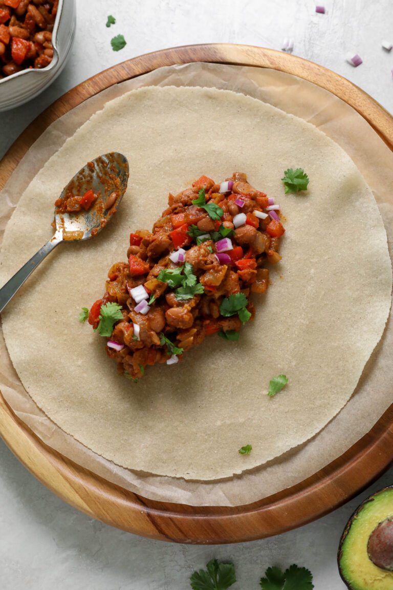 Vegan Bean Burrito with pinto beans - Flora & Vino