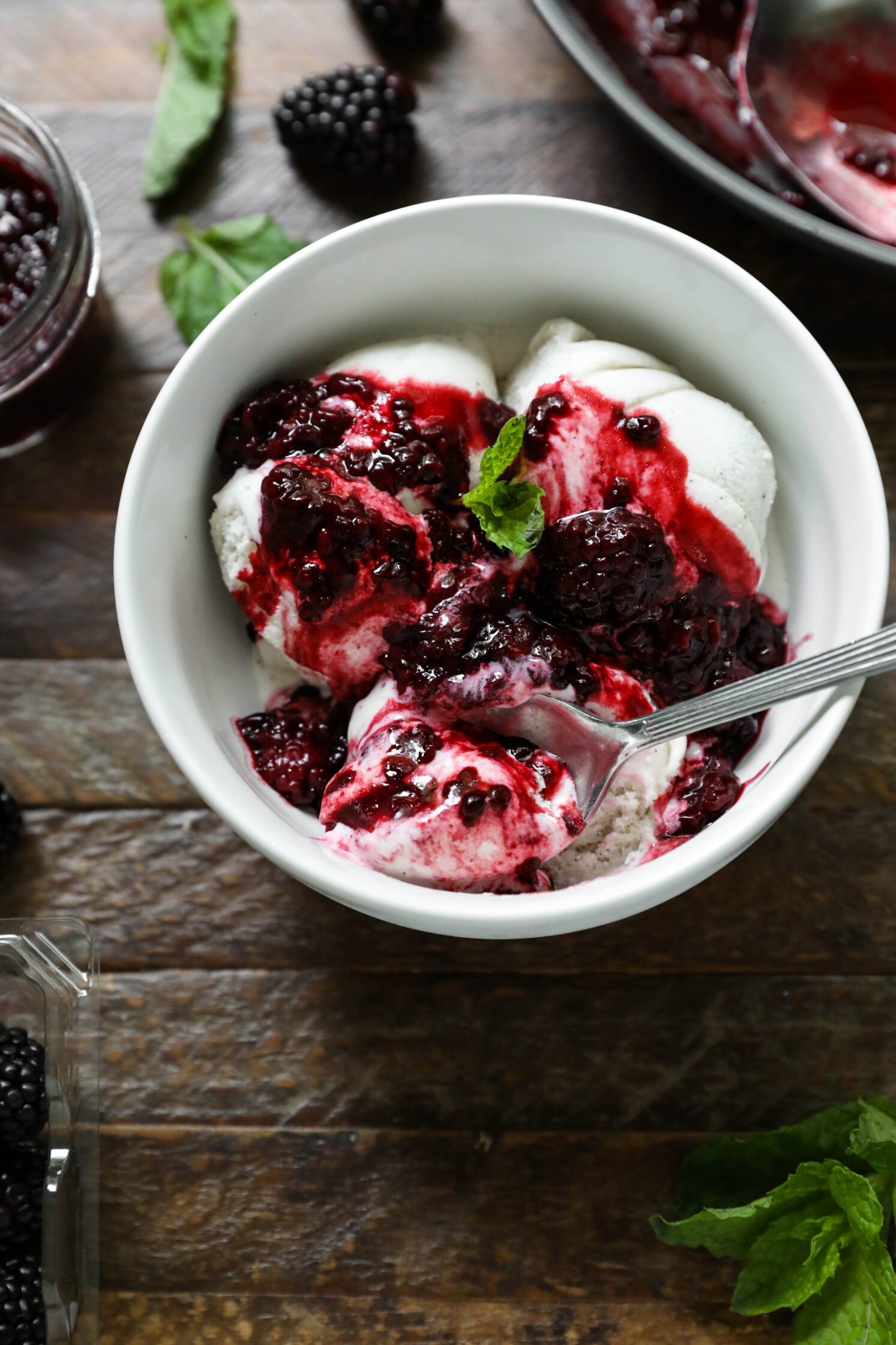 Vegan Blackberry Sundae - Flora & Vino