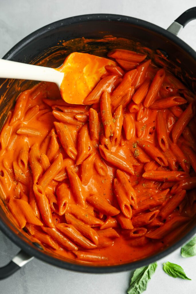Roasted Red Pepper Pasta - Flora & Vino