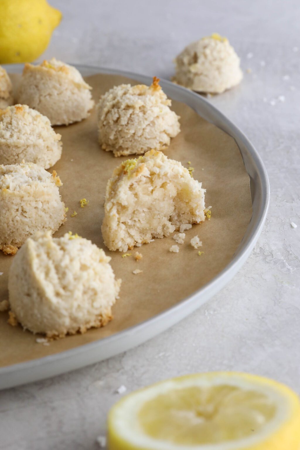 Lemon Almond Flour Macaroons Recipe (Grain-Free!) - Flora & Vino
